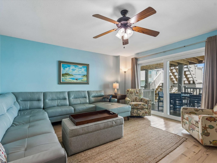Boardwalk Townhomes 17a | Pool, Sand Volleyball - Pensacola Beach, FL