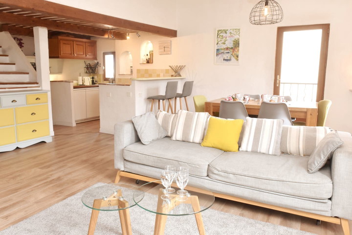Superb Apartment In The Heart Of Old Antibes For 6 Max - Antibes