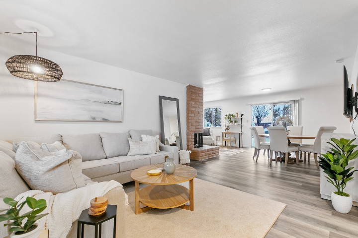 Stylish ~ Remodeled ~ New Furnishings +5* Location - Reno, NV