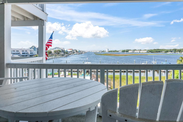 The Yachtsman On The Canal - Carolina Beach, NC