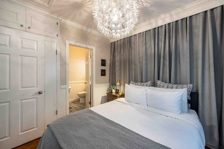 Disneyland Cozy Studio In Million$ Neighborhood - Santa Ana, CA
