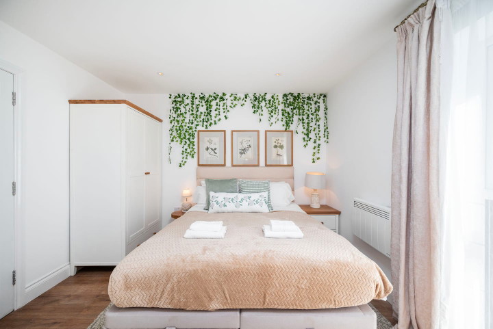Zen Home | Sleeps 7 | 15m To Ldn Centre | Parking - London