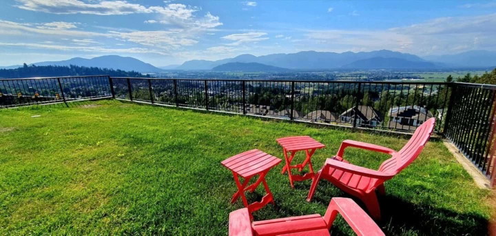 Elevated Horizon Retreat - Maple - Chilliwack