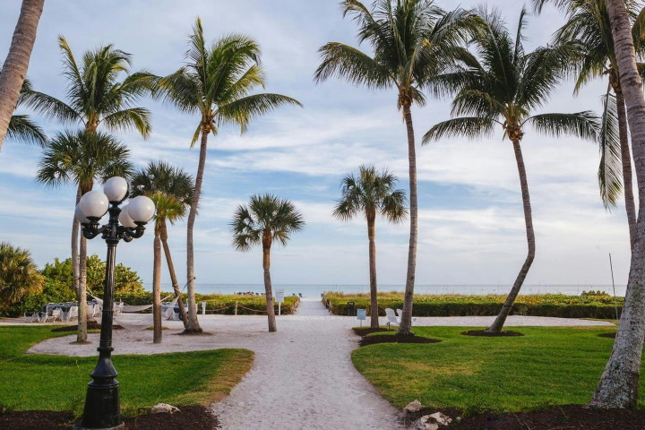Sanibel Island Beach Resort - Sanibel Island, FL