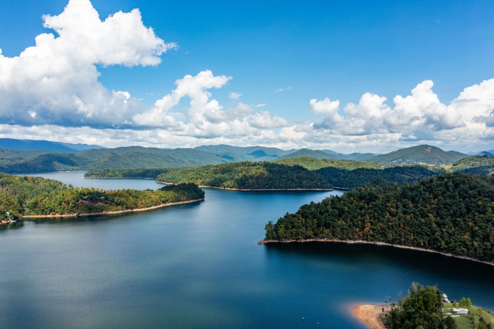 Top Of The Lake. Unbelievable View. Private. - Watauga Lake, TN