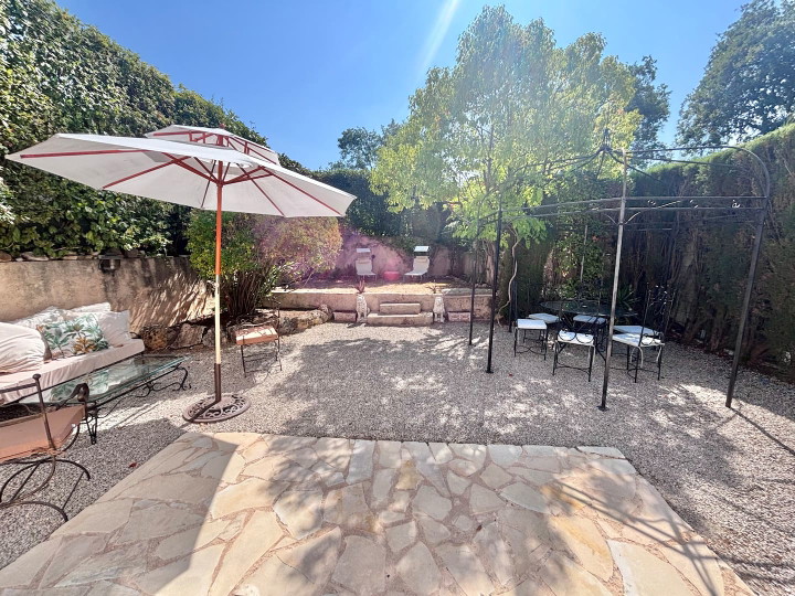 Villa Individuelle Climatisée Et Jardin-valbonne - Grasse