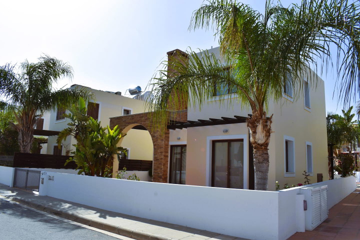 Villa De Las Rosas - Northern Cyprus