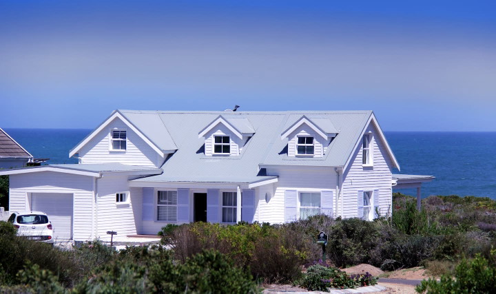 Cockleshell Beach House - Grotto Bay