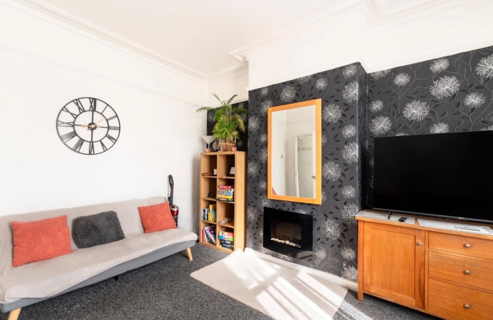 Kimberworth/meadowhall M1 Jnc 33/34 *Entrepreneurs* - Sheffield