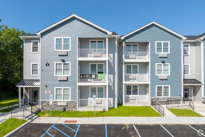 2 Bed,2 Bath, Modern & Luxurious Apt C6 On 2nd Flr - Allentown, PA