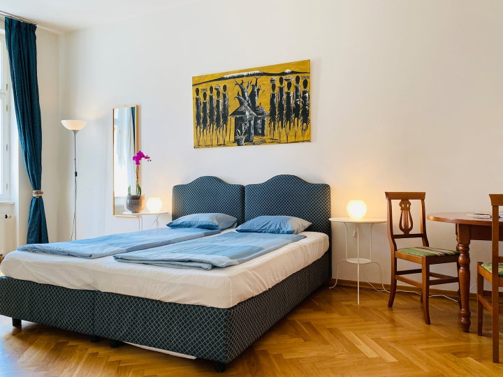 Loving Summer In Center - July Only 71 - Praga