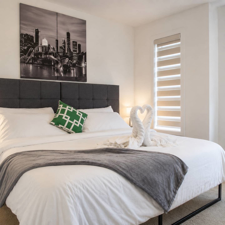 Spacious New 4br/2.5ba·niagara·sleeps 15. - Welland
