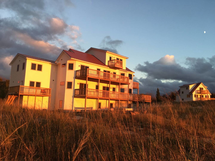 Poplar At Lake Bluff Preserve-spectacular Lake Michigan Views-sleeps 8 - Door County, WI