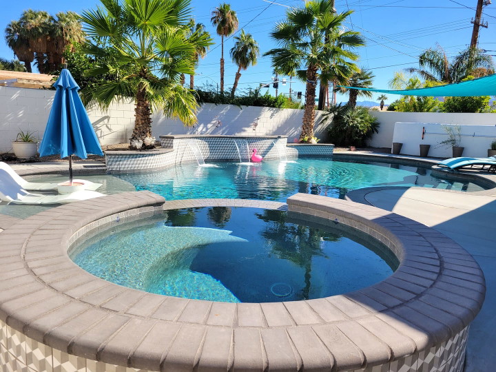 Flock To The Flamingo-a-go-go! - Palm Springs, CA