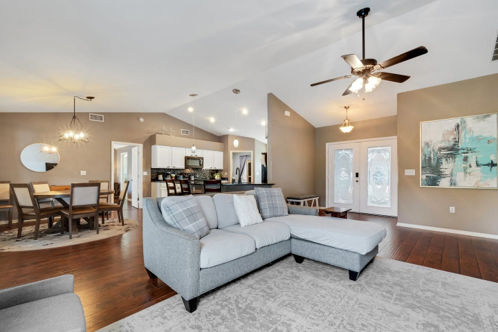 Cozy 3bed 2bath Pet-friendly Home Near Legoland - Winter Haven, FL