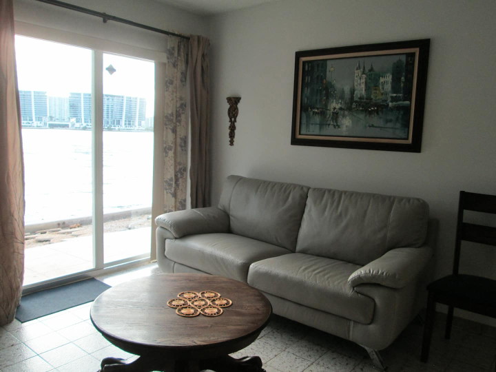 Bayside 1 Bedroom Apartment (No Hidden Fees) - The Bahamas