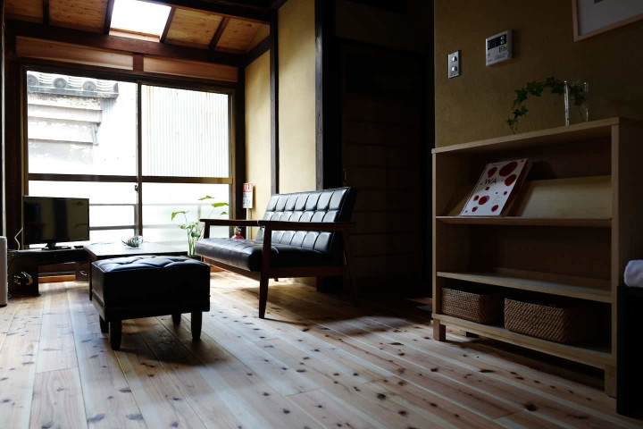 Wooden Townhouse For 3｜sta. 5 Min｜wifi & Kitchen - Kyoto