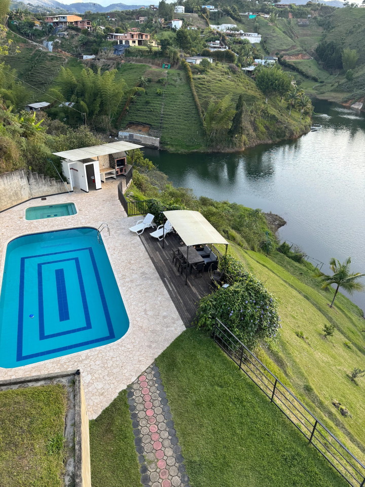 Finca Con Piscina En Guatapé Peñol Acceso Al Lago - Guatapé