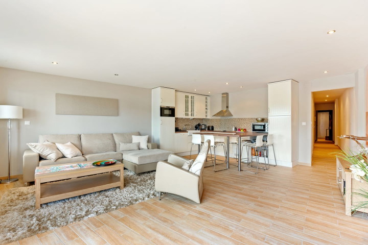 Sea & Mountain View 2br Apartment With Terrace - Ampuriabrava