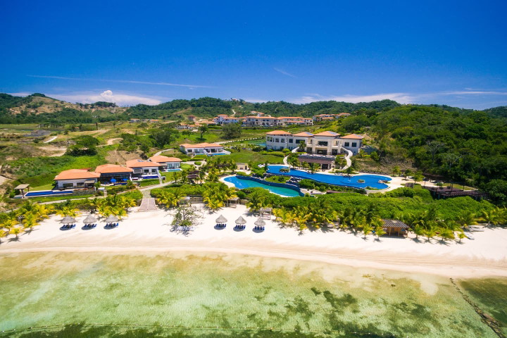 3-bedroom Villa At Pristine Bay Golf Course - Honduras