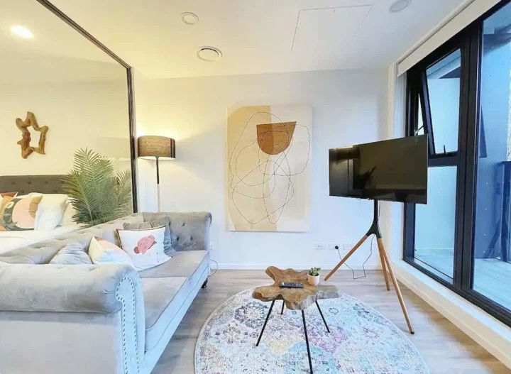 Modern Studio With Pool And Gym In Cbd - Auckland