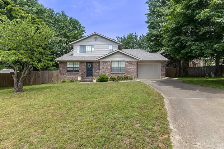 Fayetteville Home - Fayetteville, AR