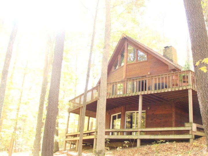Wooded &Fabulous Brown County Cabin - Nashville, IN