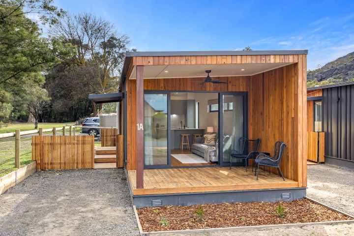 Small Scale Stays - 1a Couples Retreat - Halls Gap