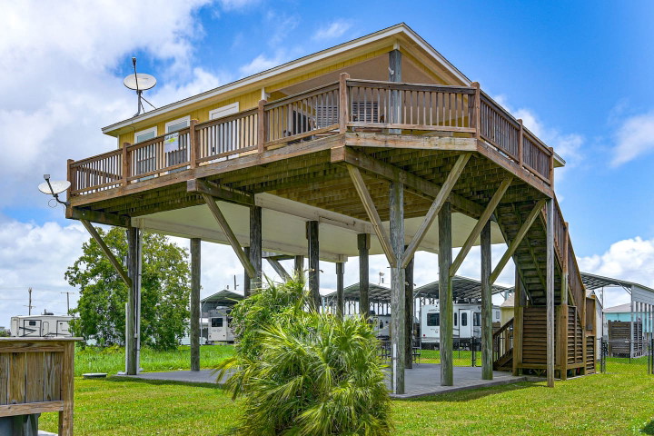 Walk To Crystal Beach - 'Just Lei'n Low' Retreat - 