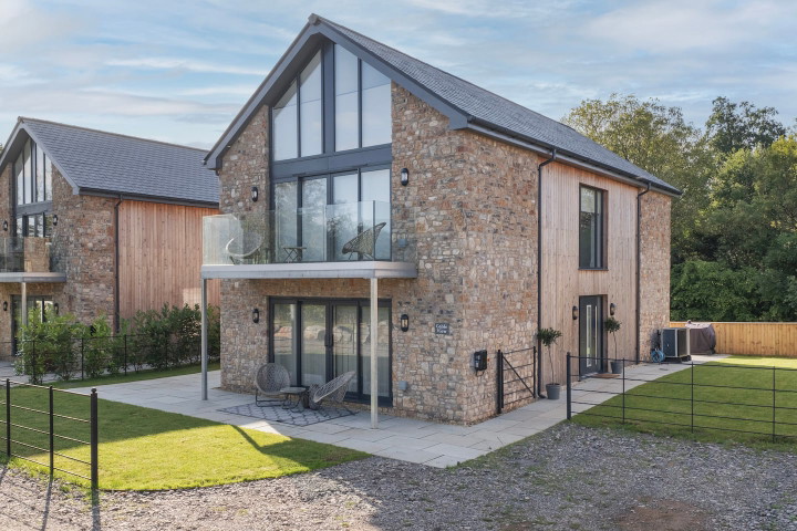 Gable View - Cookswood | Sleeps 8 | Hot Tub - Shepton Mallet