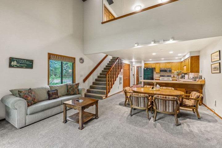Aspen 4 Seasons-condo W/seasonal Pool By Lake - McCall, ID