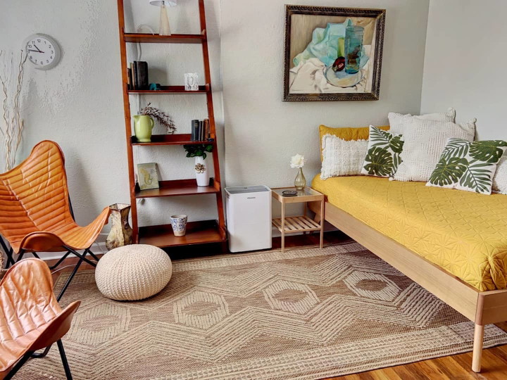 Gorgeous Pad Steps To Bars & Shops  1br - Melbourne Beach, FL