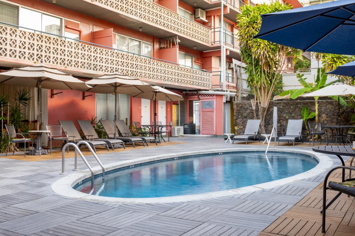Prime Location With A Short Walk To The Beach - O‘ahu, HI