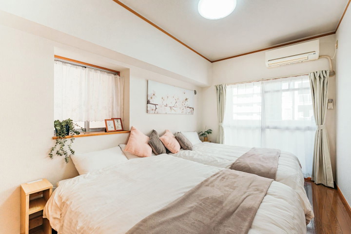 Katsuyama-cho Station & Convenience Store 1 Minute On Foot / Okaido Station 8 Minutes On Foot / 4 Beds & 1 Sofa Bed / 44 M² / 2 Bedrooms. - Matsuyama