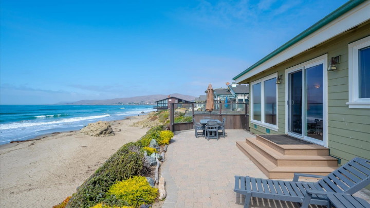 Fabulous Oceanfront Cayucos Getaway - Cayucos, CA