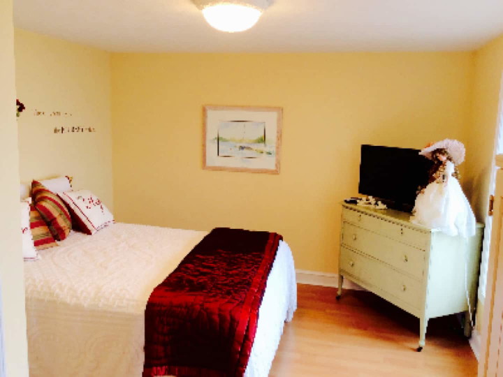 Chapel Room-queen-sdb Privée Avec Douche-queen-vue - Munising, MI