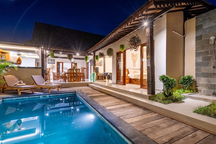 Chic Balinese Villa W/ Pool & Pool Table - Bali