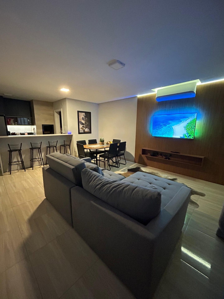 Apartamento Amplo Com Suíte - Tubarão