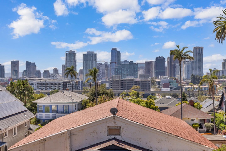 San Diego Downtown Views 1 Bedroom 1 Bath 3 Beds - Coronado, CA