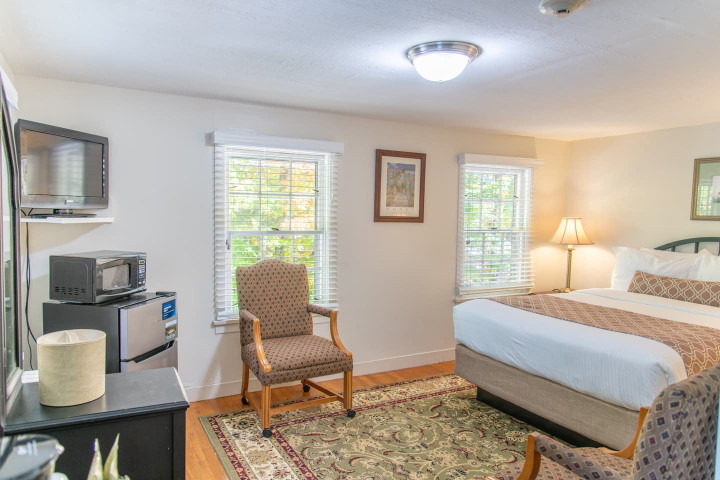 Noco Village For 2! - North Conway, NH