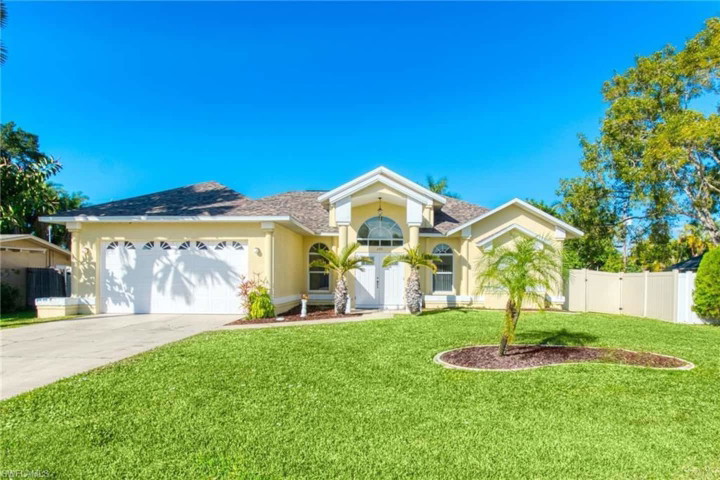 Fun Family Friendly Vacation Home W/ Heated Pool! - Cape Coral, FL