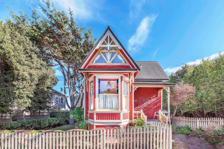 3812 Little House - Historic Home, Walk To The Bay - Carmel-by-the-Sea, CA