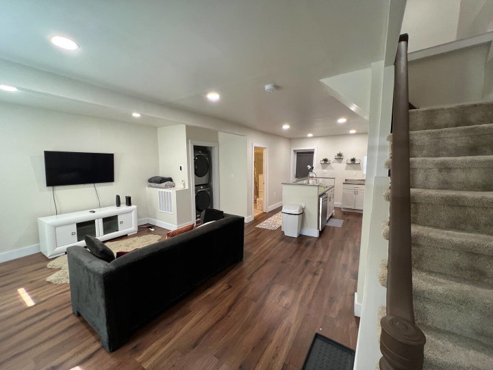 Central Albany Getaway For Work And Play - Albany, NY