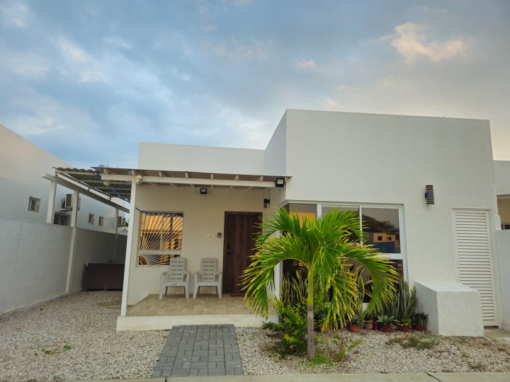 Family House 300 Metres From The Beach - Playas