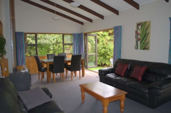 Central & Relaxing - Franz Josef / Waiau