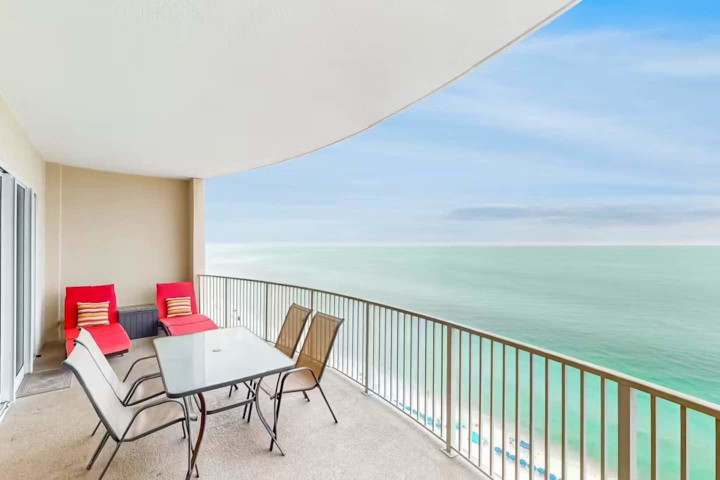 Gulf Front With Sweeping Views From 20th Floor - Panama City Beach, FL