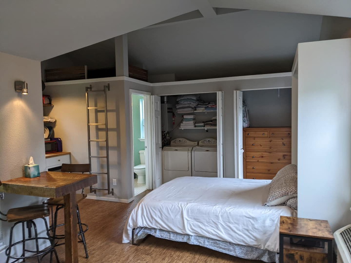 Peaceful Studio Cottage - Portland, OR