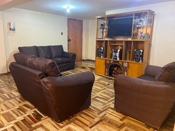 Depa Moderno Cerca De Plaza Armas C/ Cochera - Puno