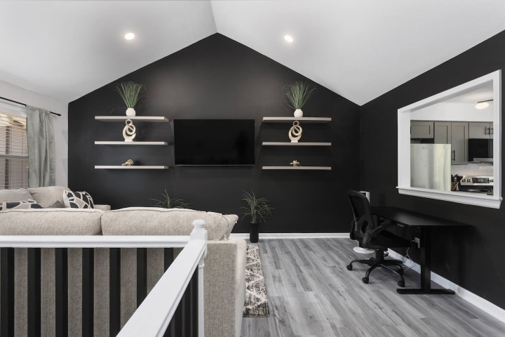 South Kc Upscale Corporate Rental - Belton, MO