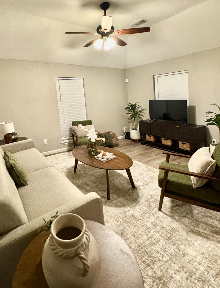 Cozy And Fancy Mckinney Cottage 5 Mins To Downton - McKinney, TX